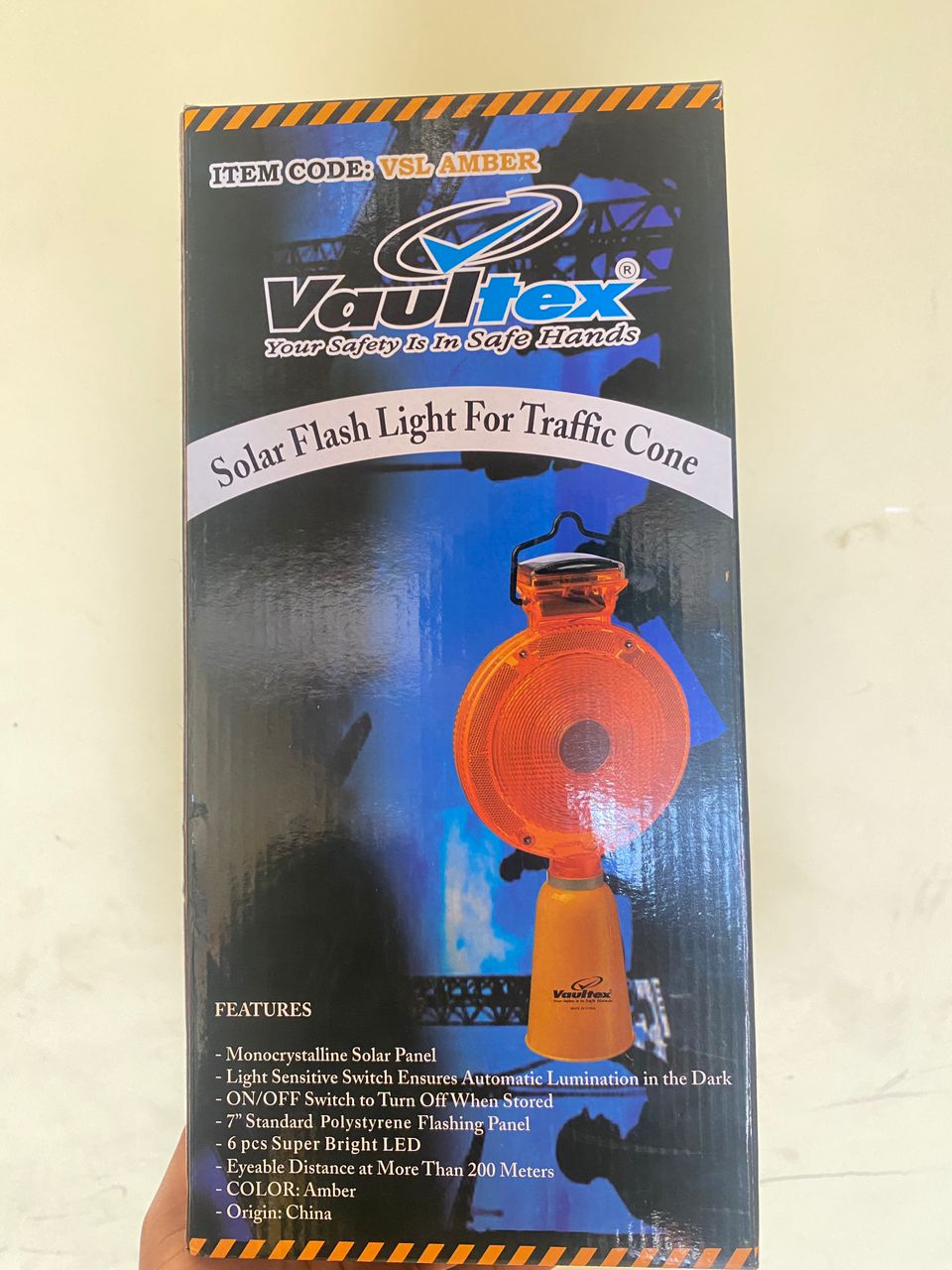 Solar flash light for traffic cone - HSE Market Ghana